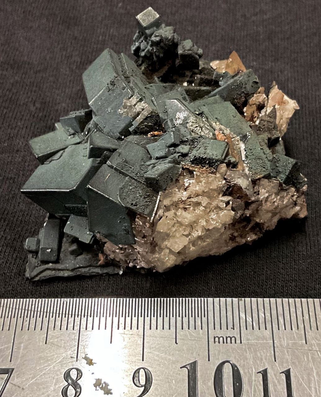 Anglesite over Cerussite Pseudomorph (stock code COL03Psud)