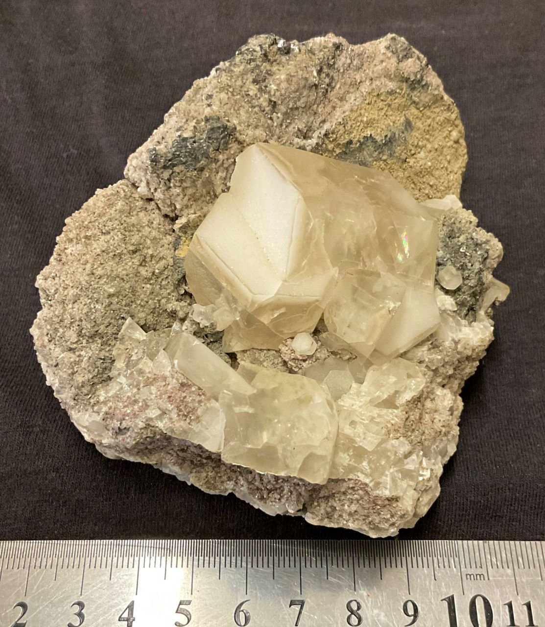 Southern Cross Calcite (stock code COL06SXC)