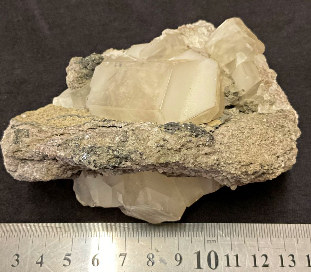 Southern Cross Calcite (stock code COL06SXC)