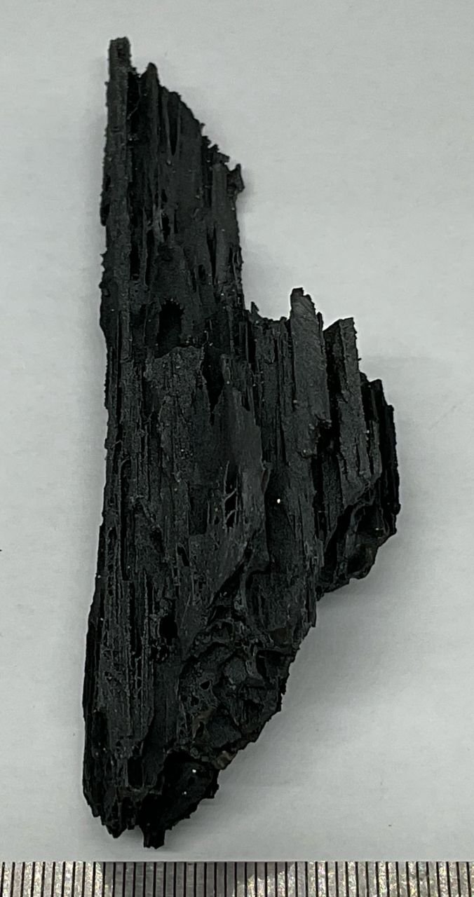 Mimetite on Black Gossan, Broken Hill (stock code FA10I236)