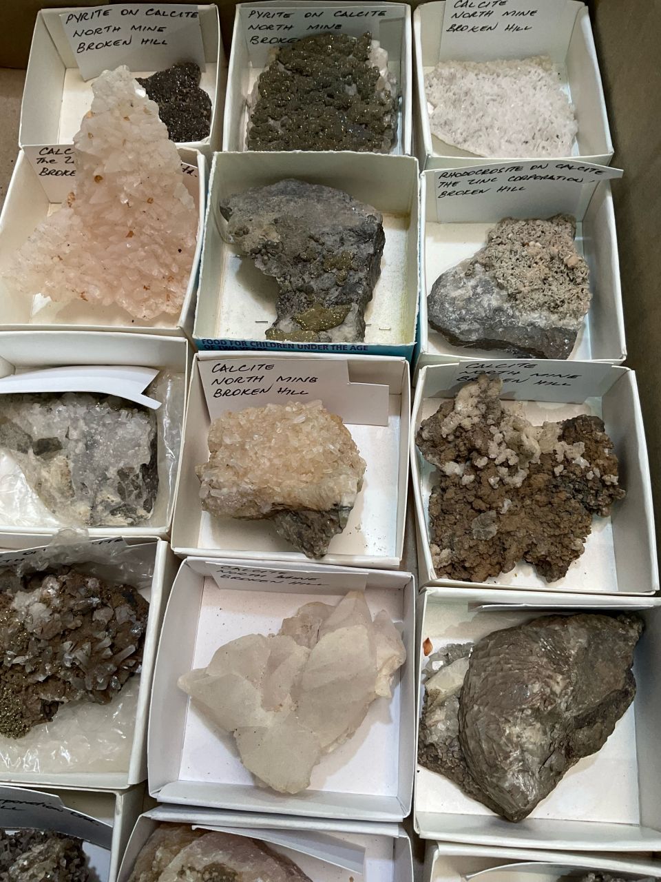 SOLD Calcite Flat, Broken Hill (stock code FlatCal0323)